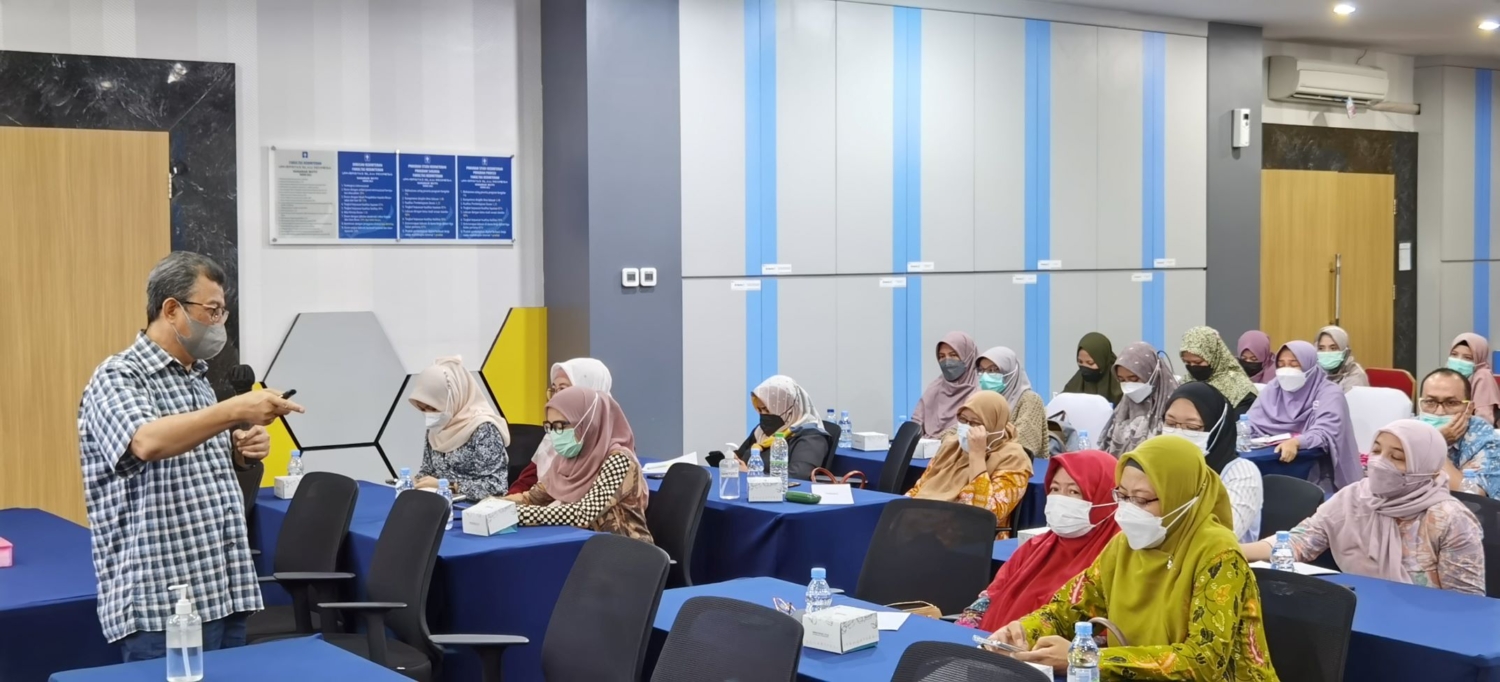 FK UII Memberikan Bekal Pengetahuan dan Keterampilan OSCE Bagi Penguji ...