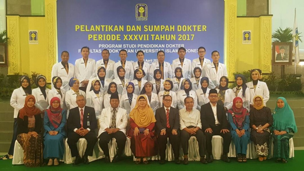 [:id]Rektor UII, Dokter Alumni UII Wajib Jadi Teladan[:] - Fakultas ...